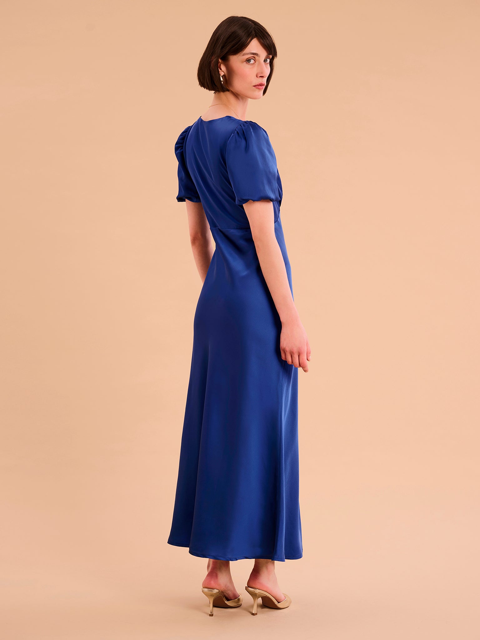 Rosie Puff Sleeve Dress in Navy – OMNES