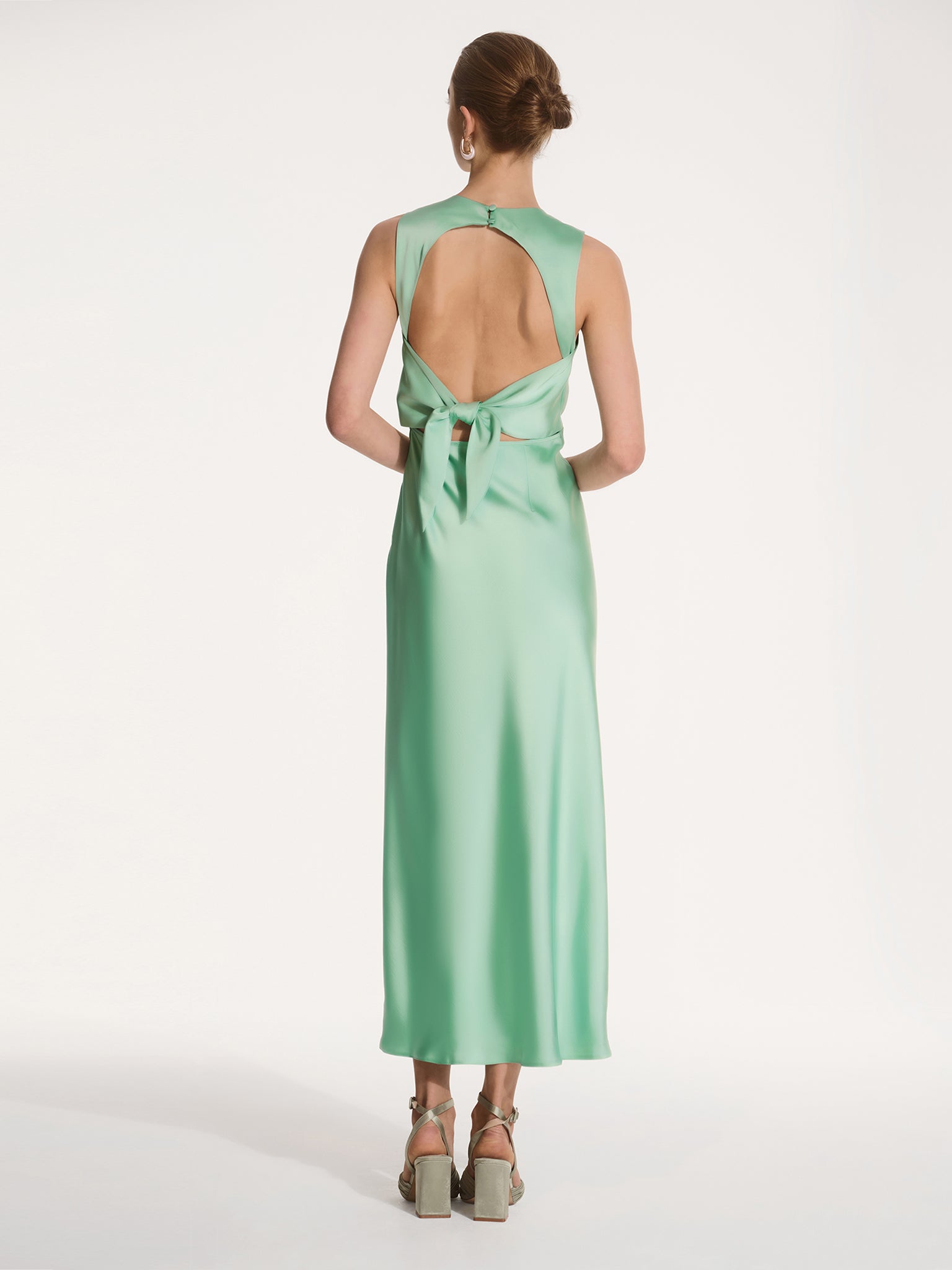 Nova Dress in Sage – OMNES